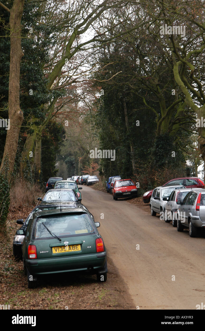 Cars parked in country lane hi-res stock photography and images - Alamy
