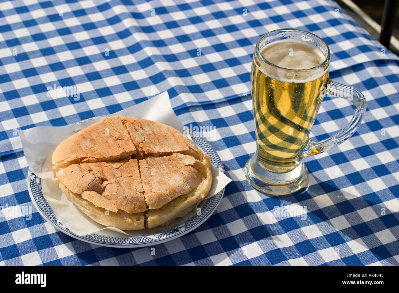 Bolo do caco hi-res stock photography and images - Alamy