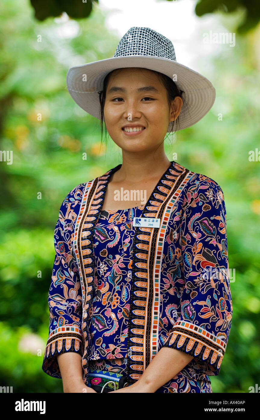 Hainan island woman hi-res stock photography and images - Alamy