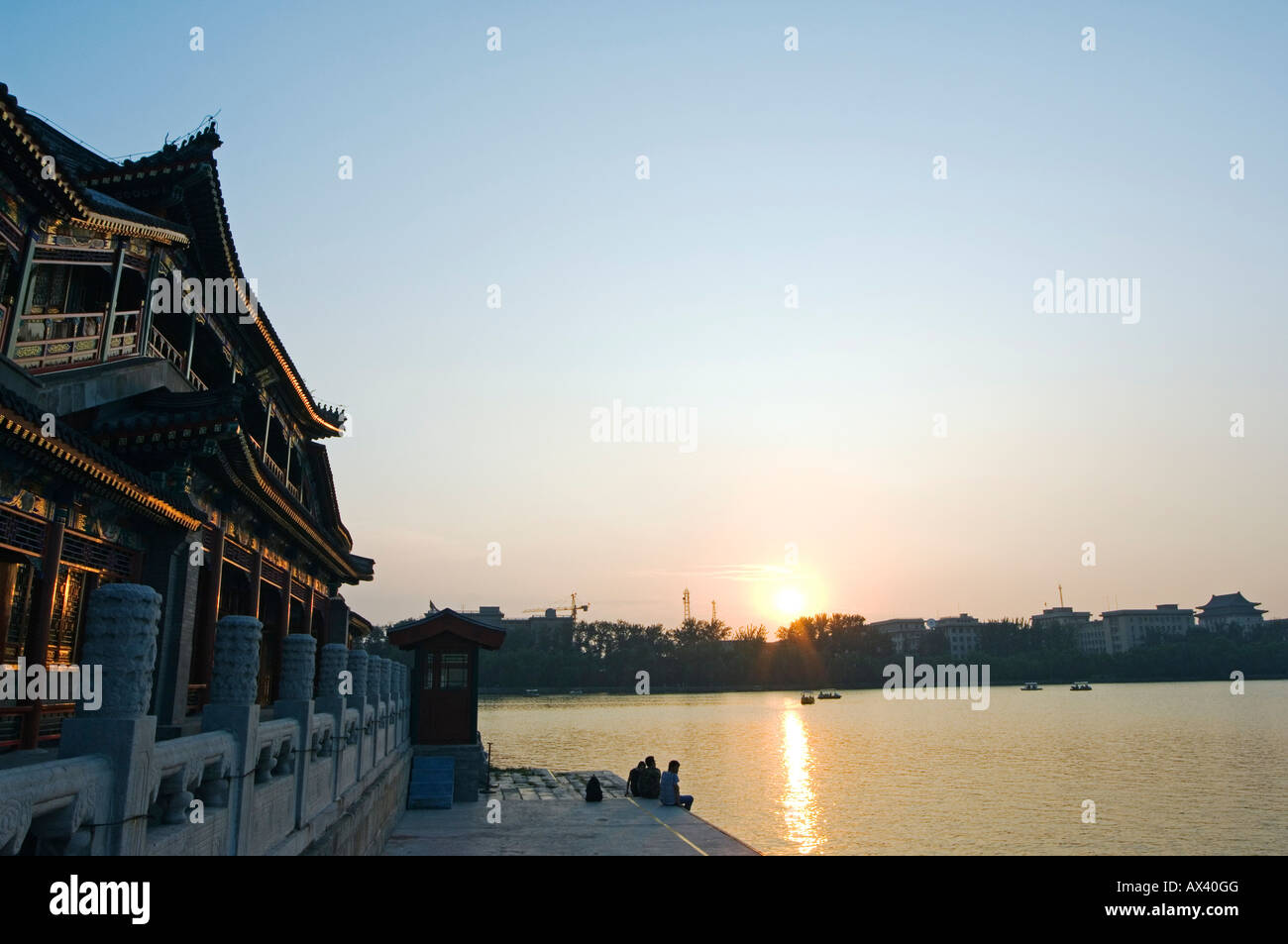 Beihai park sunset hi-res stock photography and images - Alamy