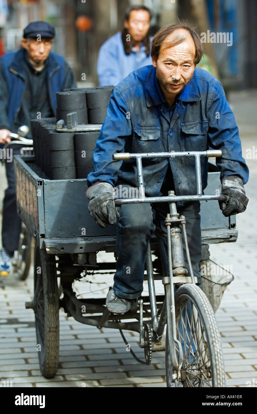 Men transport hi-res stock photography and images - Alamy