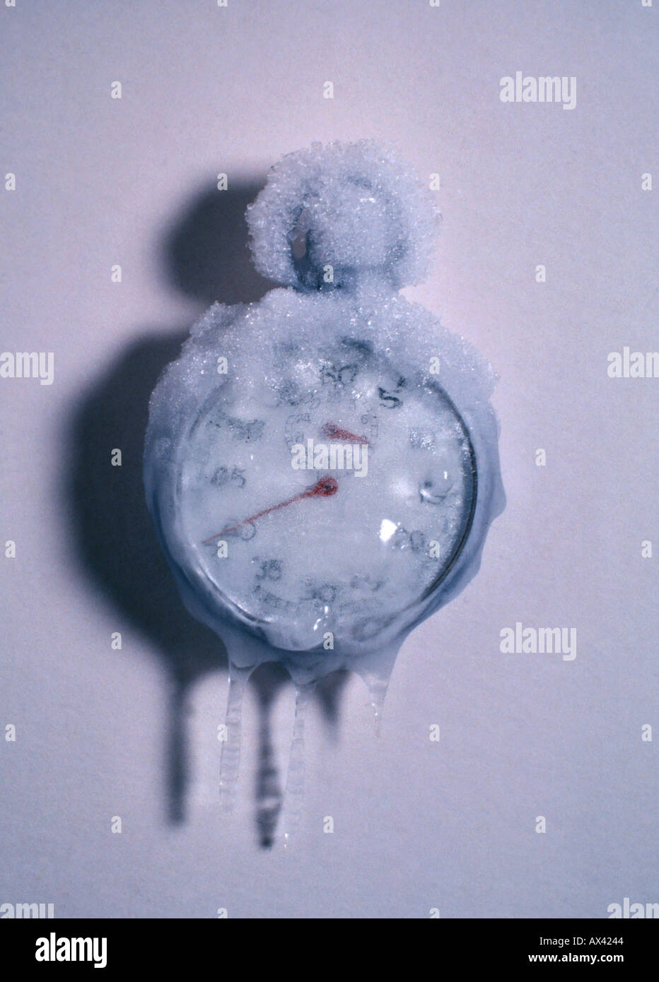 Time stopwatch frozen hi-res stock photography and images - Alamy