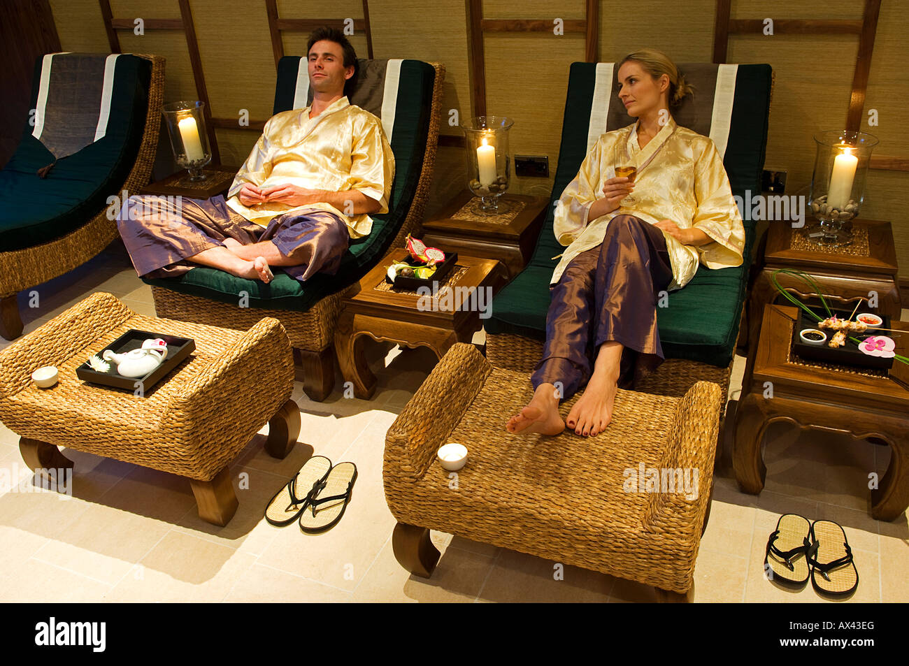 Northern Ireland, Fermanagh, Enniskillen. A couple relax in The ...