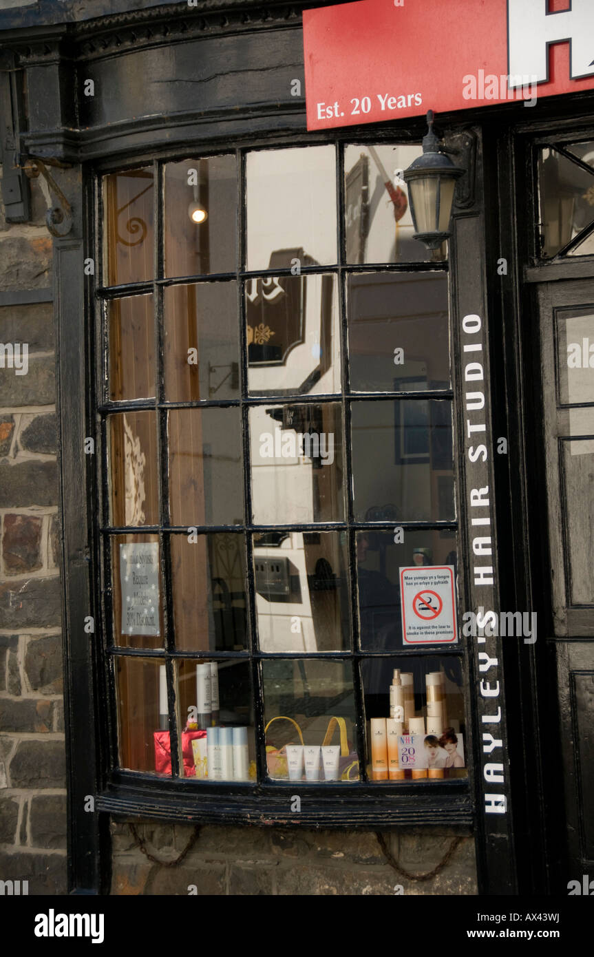 18th century window hi-res stock photography and images - Alamy