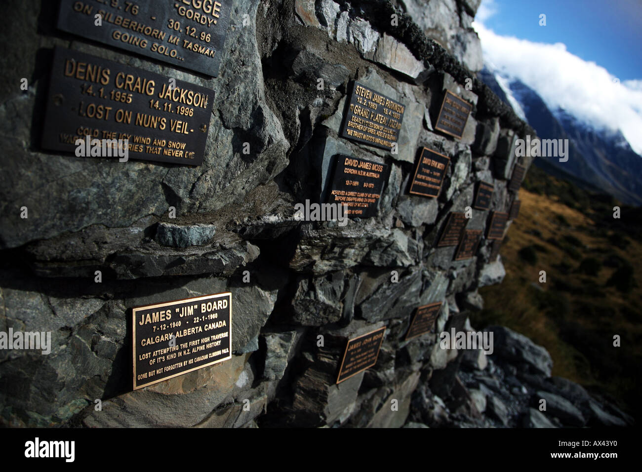 Mt Cook Memorial, Mt Cook National Park, New Zealand Stock Photo - Alamy