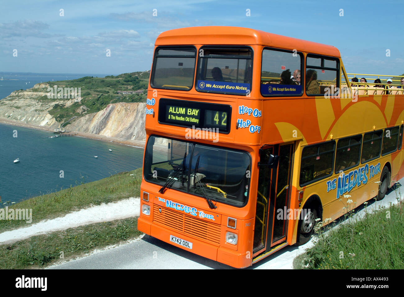 Isle of wight bus buses hi-res stock photography and images - Alamy