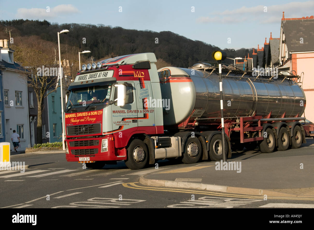 Tanker lorry hi-res stock photography and images - Alamy