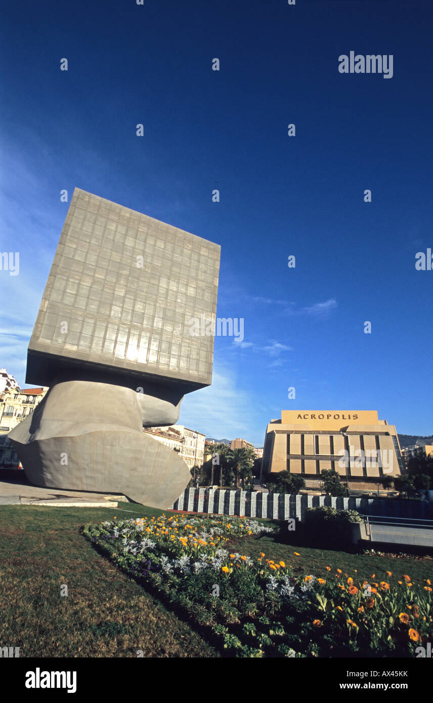 Square head library hi-res stock photography and images - Alamy