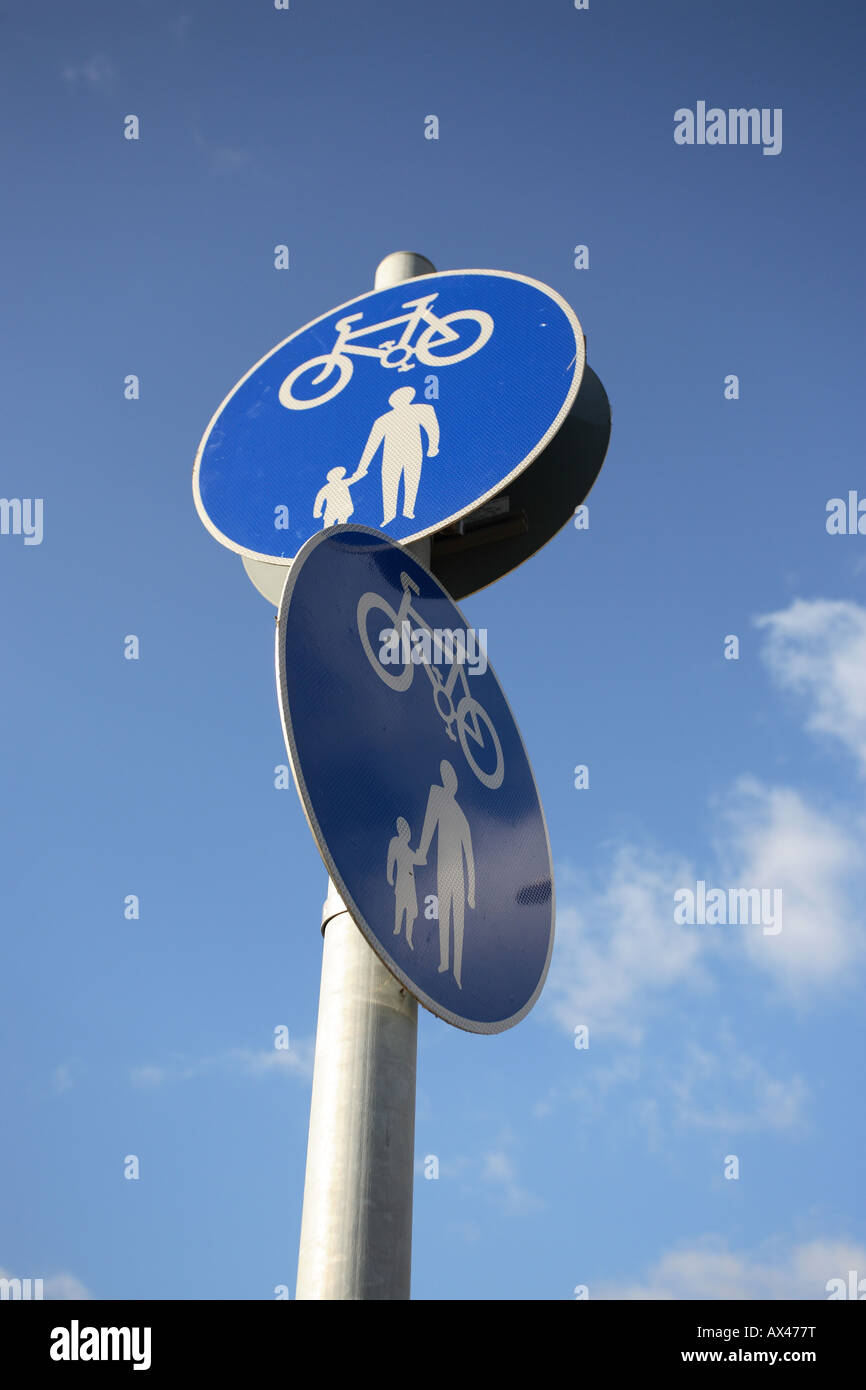 Instruction cycle hi-res stock photography and images - Alamy