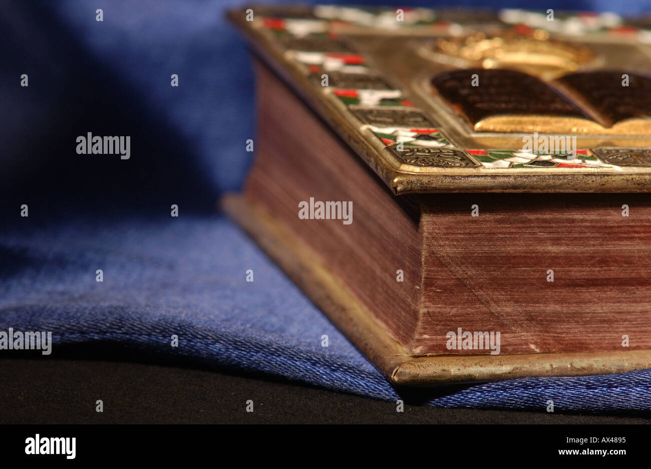 Judaica Symbols Sidur Stock Photo - Alamy