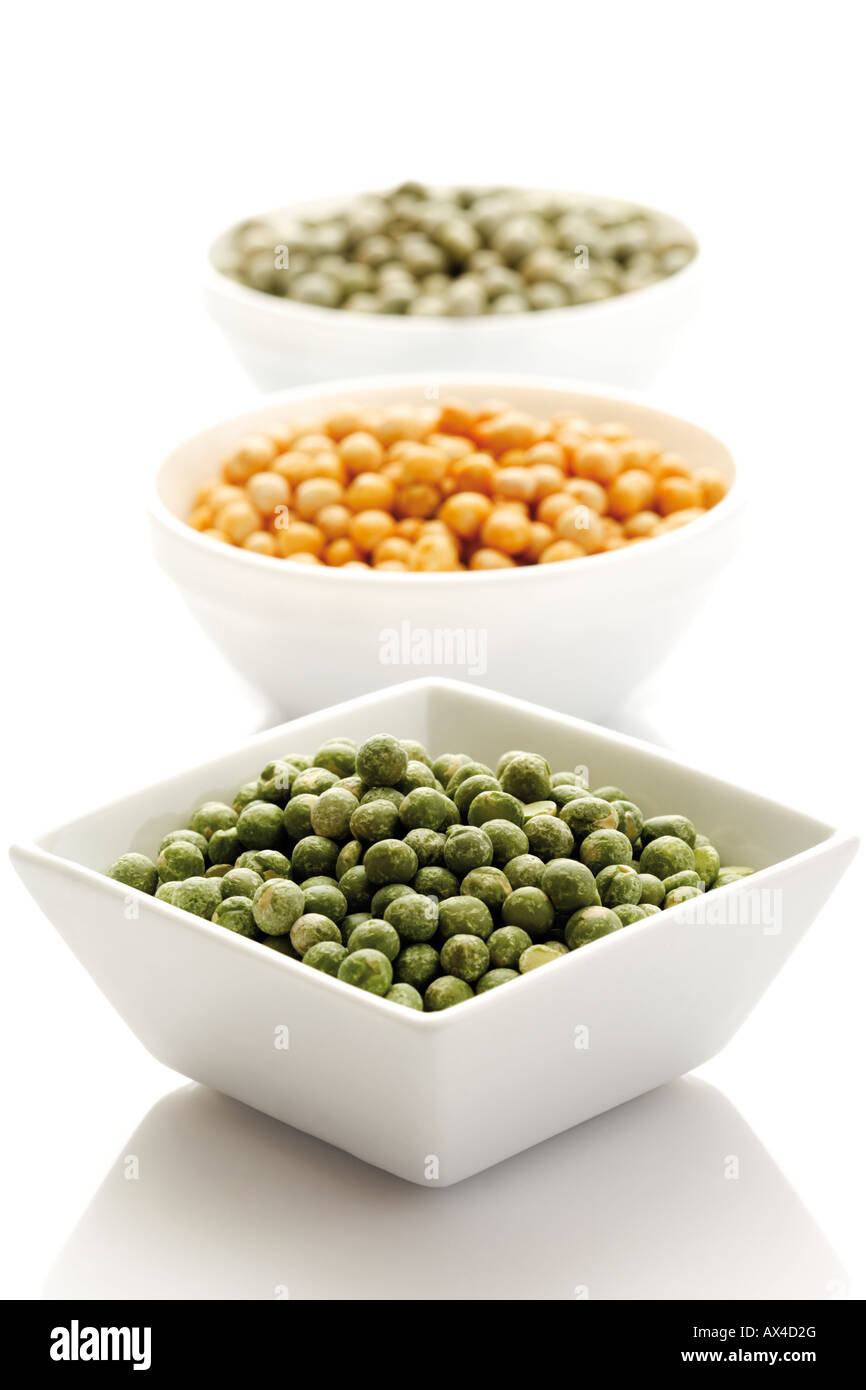 Sorts of peas in bowl, close-up Stock Photo - Alamy