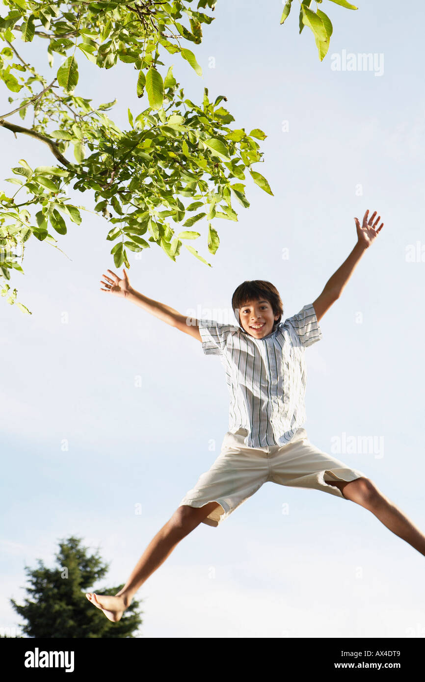 East asian boy smiling and 13 years hi-res stock photography and images ...