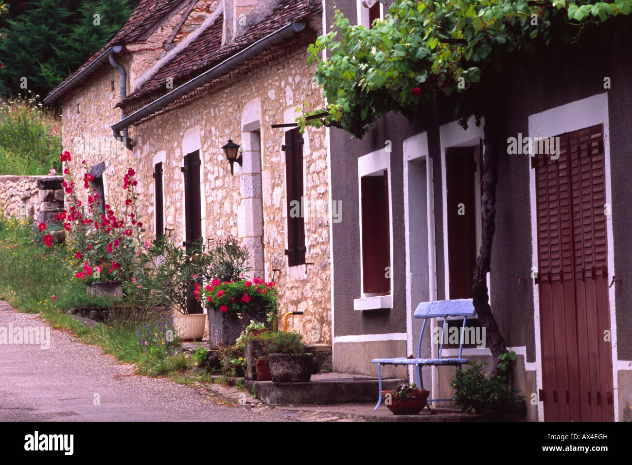 Houses in the village of Carlucet. On the Causse de Gramat, Lot region ...