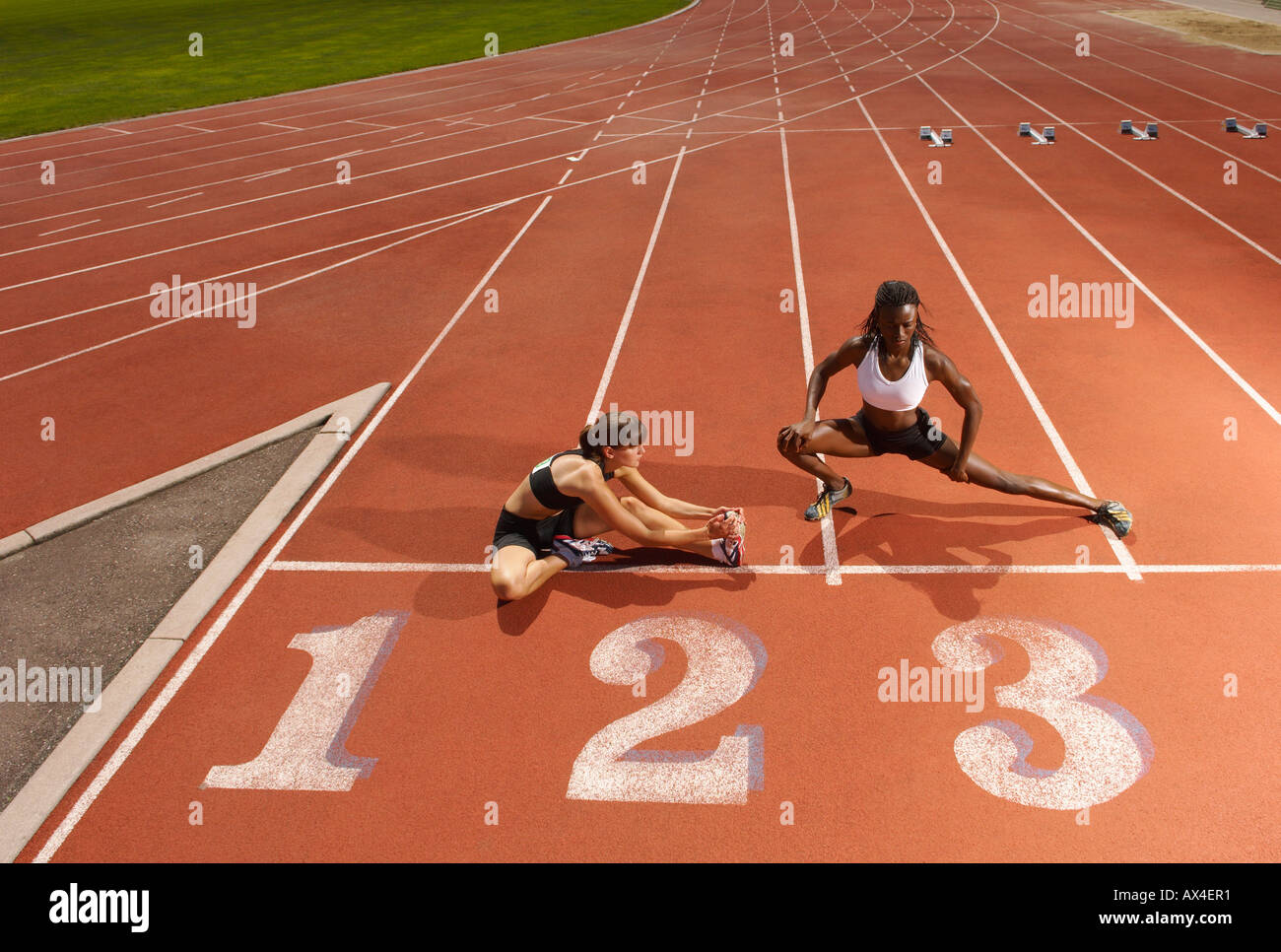 Women Track Race Start High Resolution Stock Photography and Images - Alamy