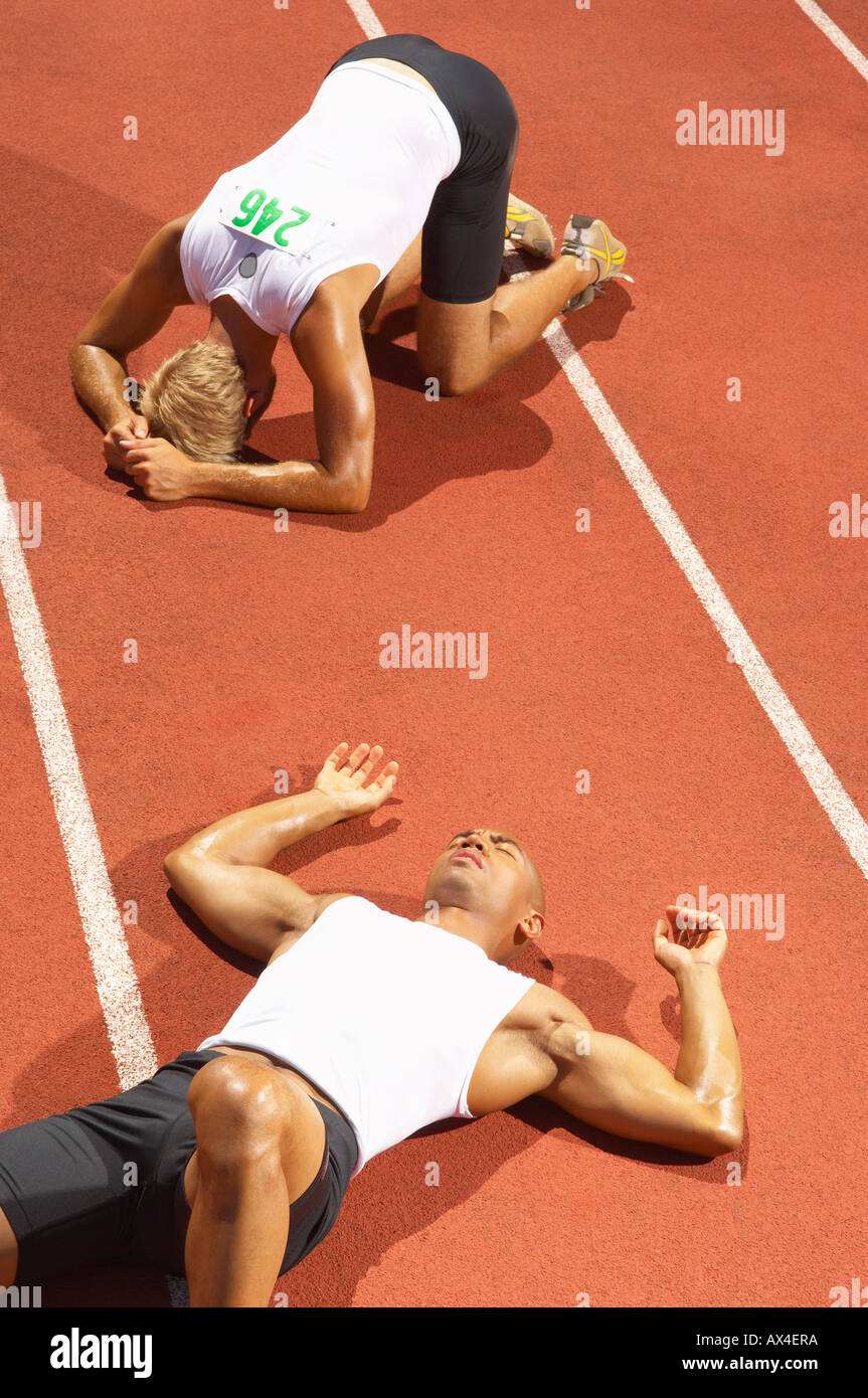 Dead human male body lying down hi-res stock photography and images - Alamy