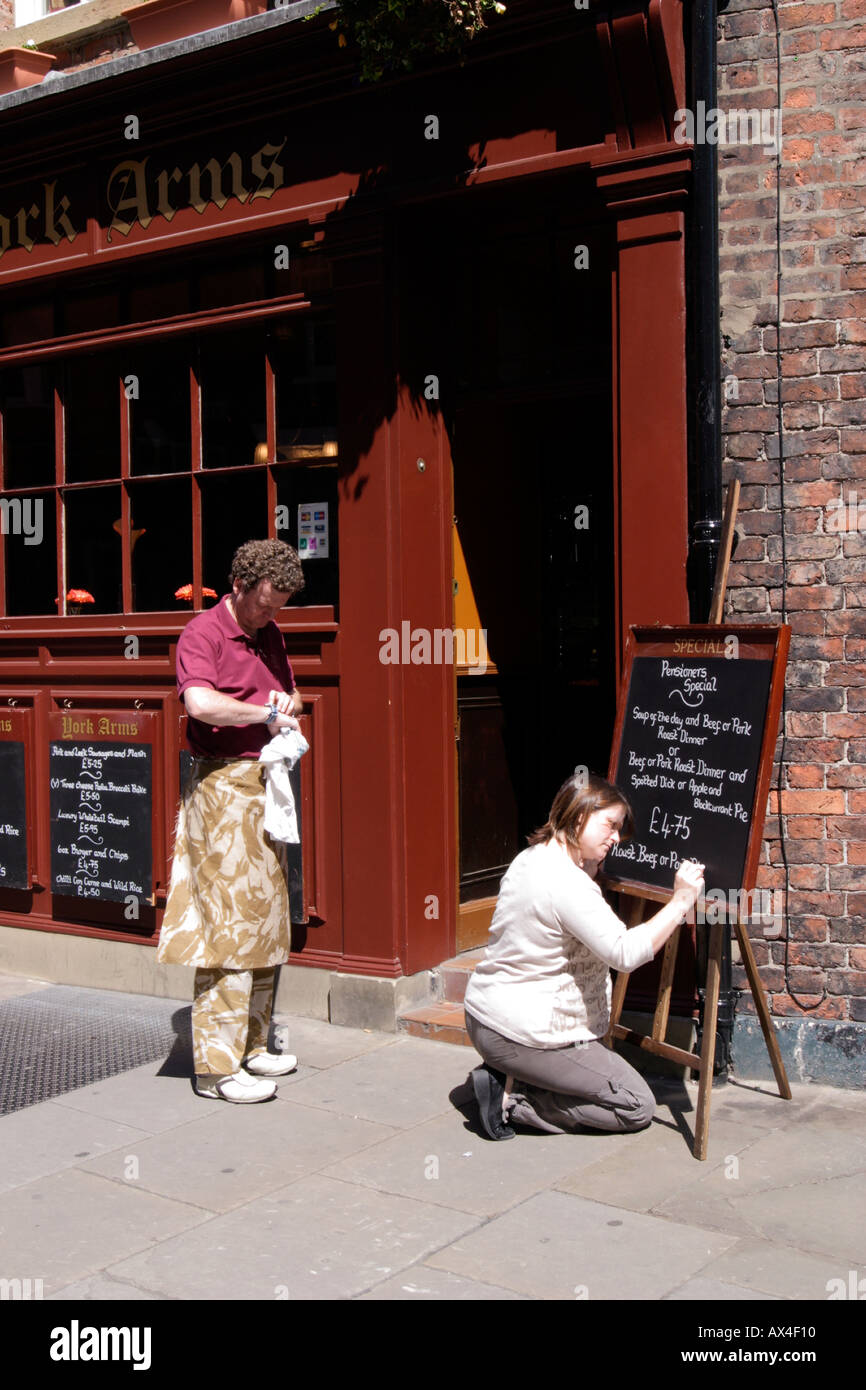 High petergate york hi-res stock photography and images - Alamy