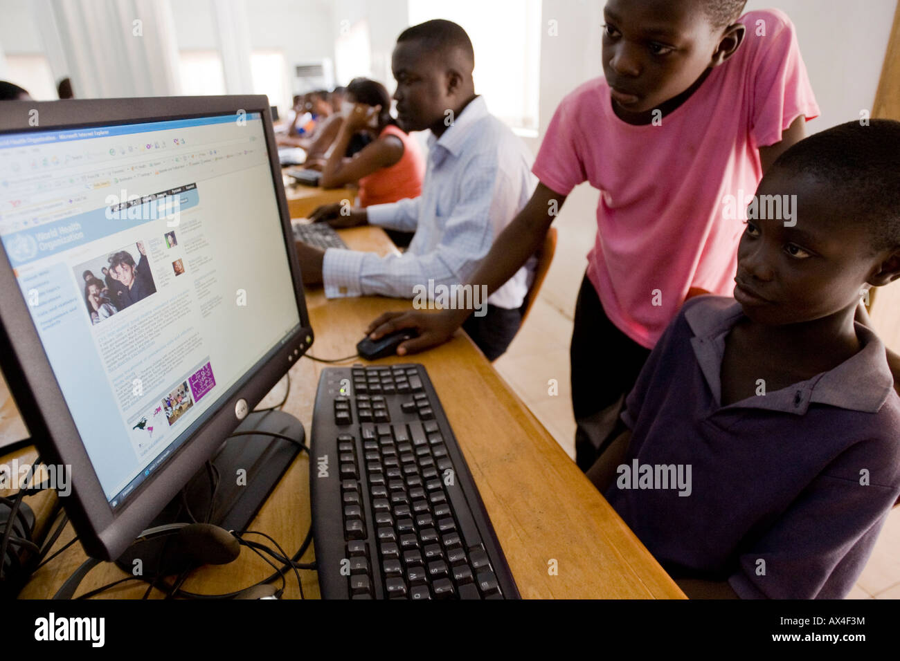 Internet cafe africa hi-res stock photography and images - Alamy