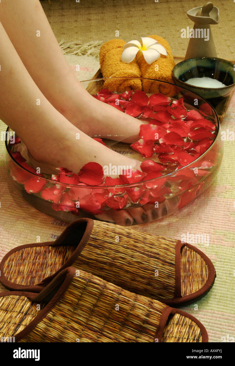 Foot treatment at the spa Stock Photo - Alamy