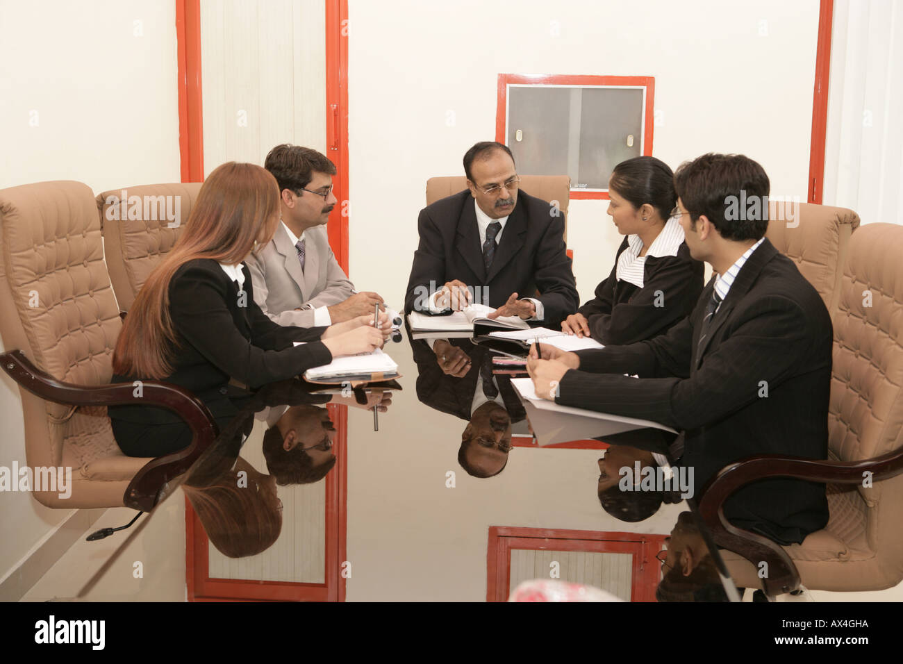 Business people discussion in an office Stock Photo - Alamy