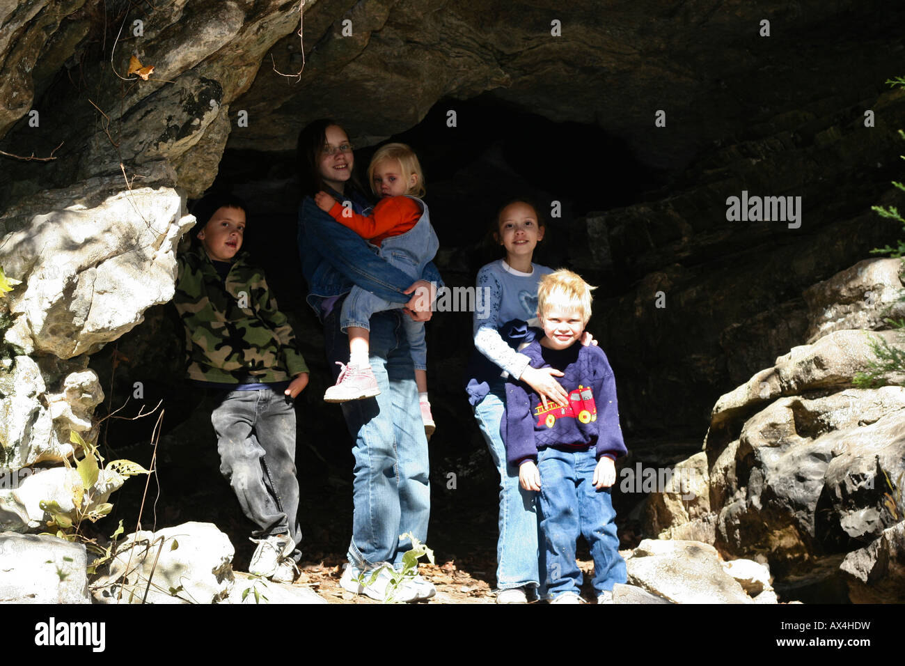 Kids cavern hi-res stock photography and images - Alamy