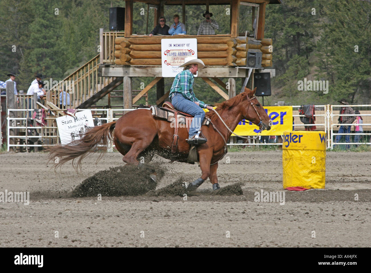 Barrel racing at a rodeo Stock Photo - Alamy