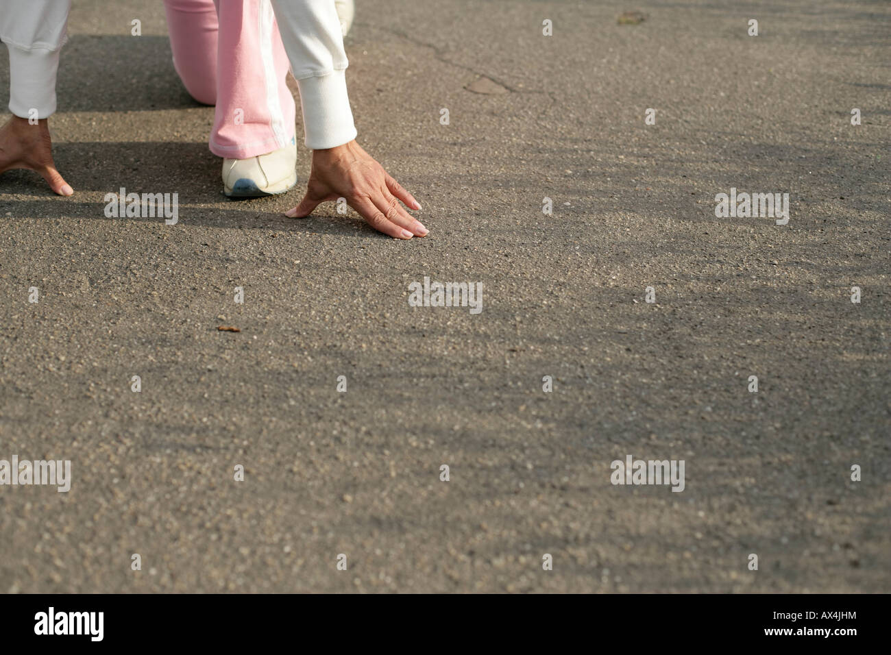 Starting block feet close up hi-res stock photography and images - Alamy
