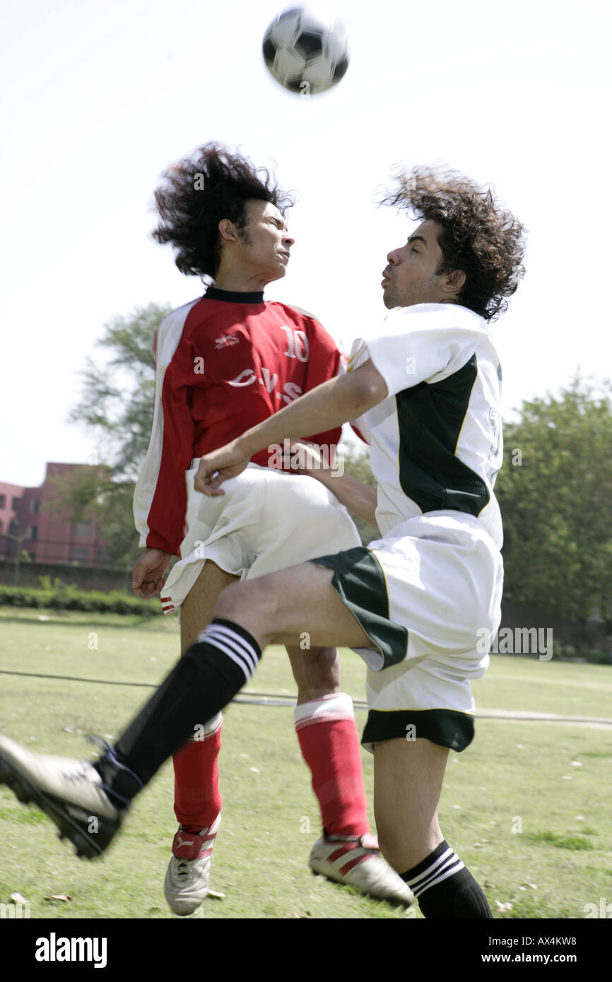 Action ball professional reaching sport hi-res stock photography and ...