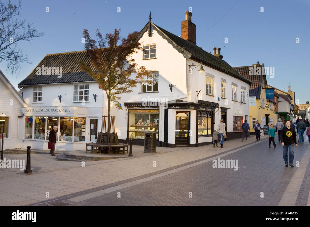 Diss town centre norfolk hi-res stock photography and images - Alamy