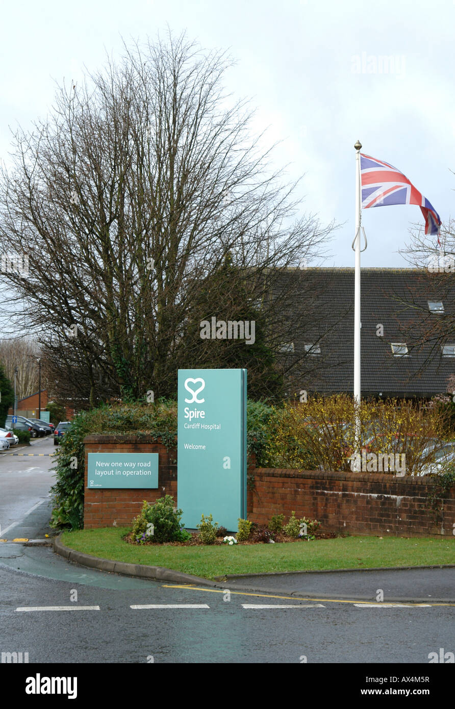 Cardiff gate service hi-res stock photography and images - Alamy