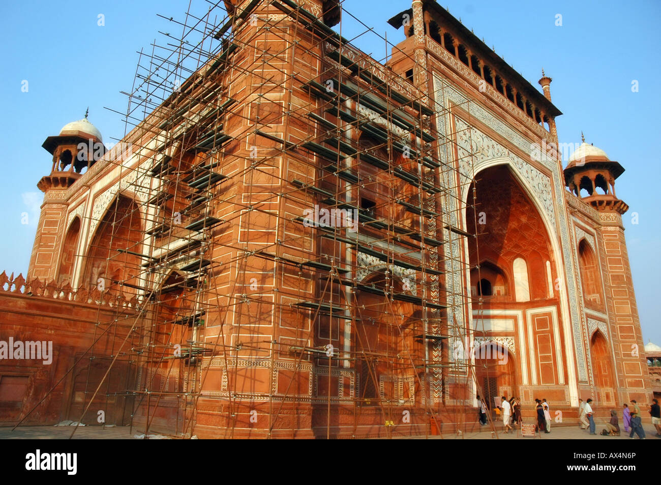 Indian scaffolding hi-res stock photography and images - Alamy