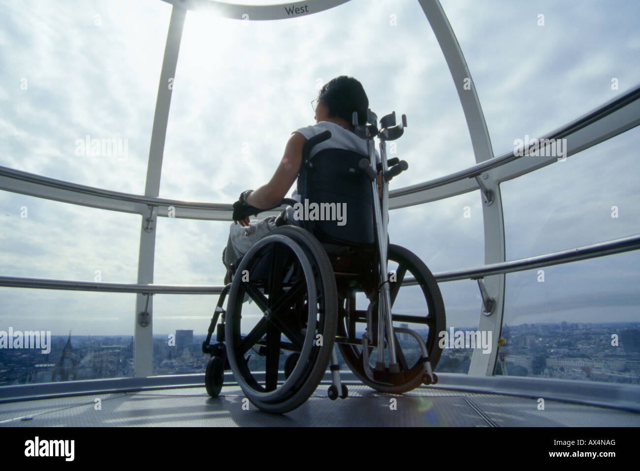 Photography of the London Eye taken by the official photographer to the ...