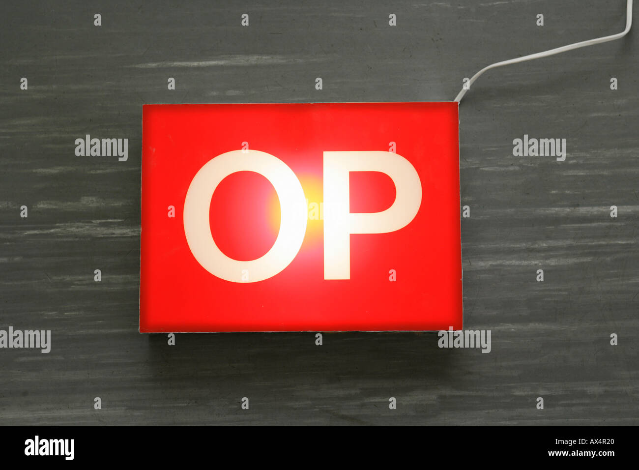 Operating room sign Stock Photo - Alamy