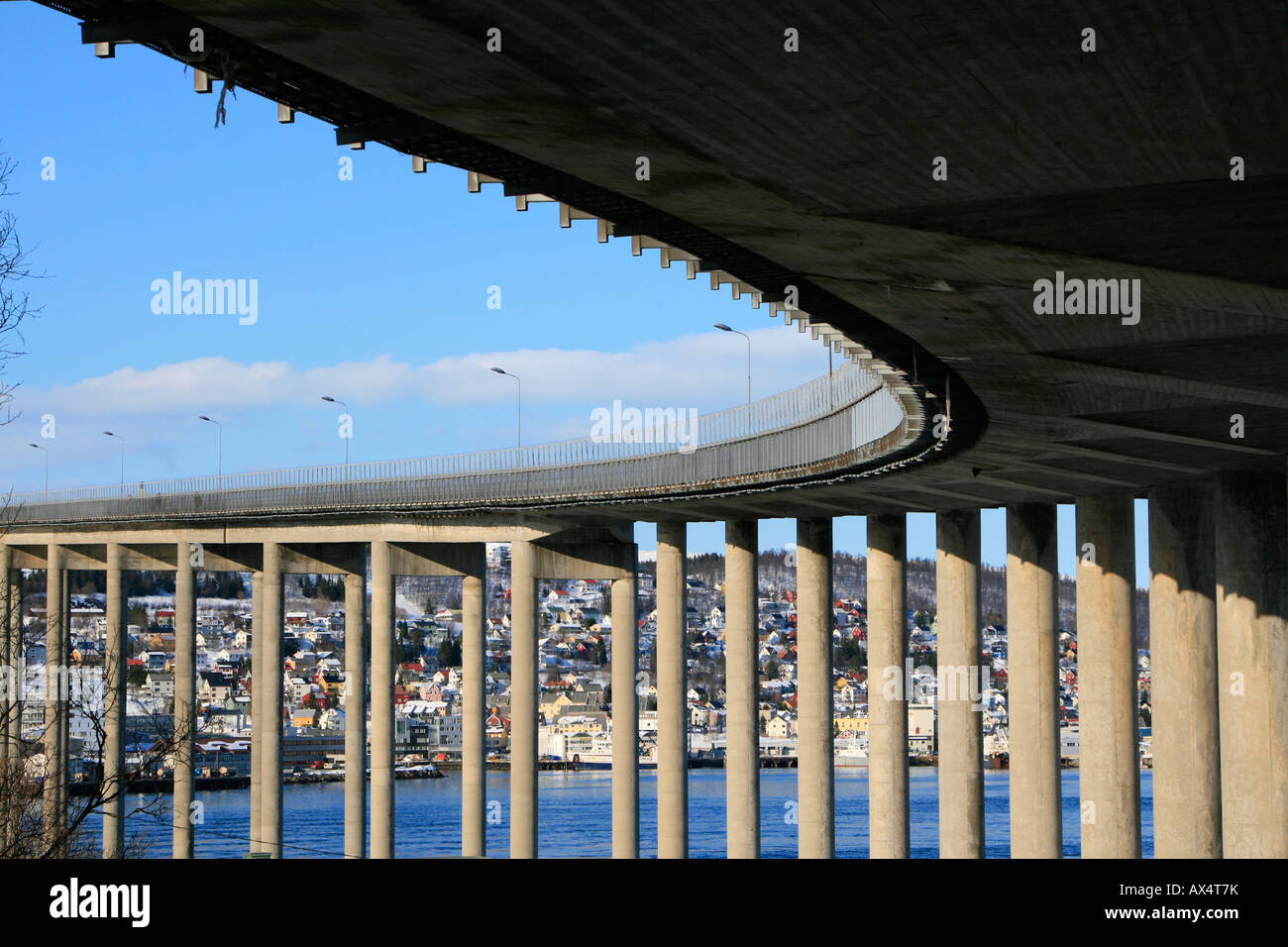 Tromsø Bridge (Tromsøbrua) is a cantilever road bridge that crosses ...