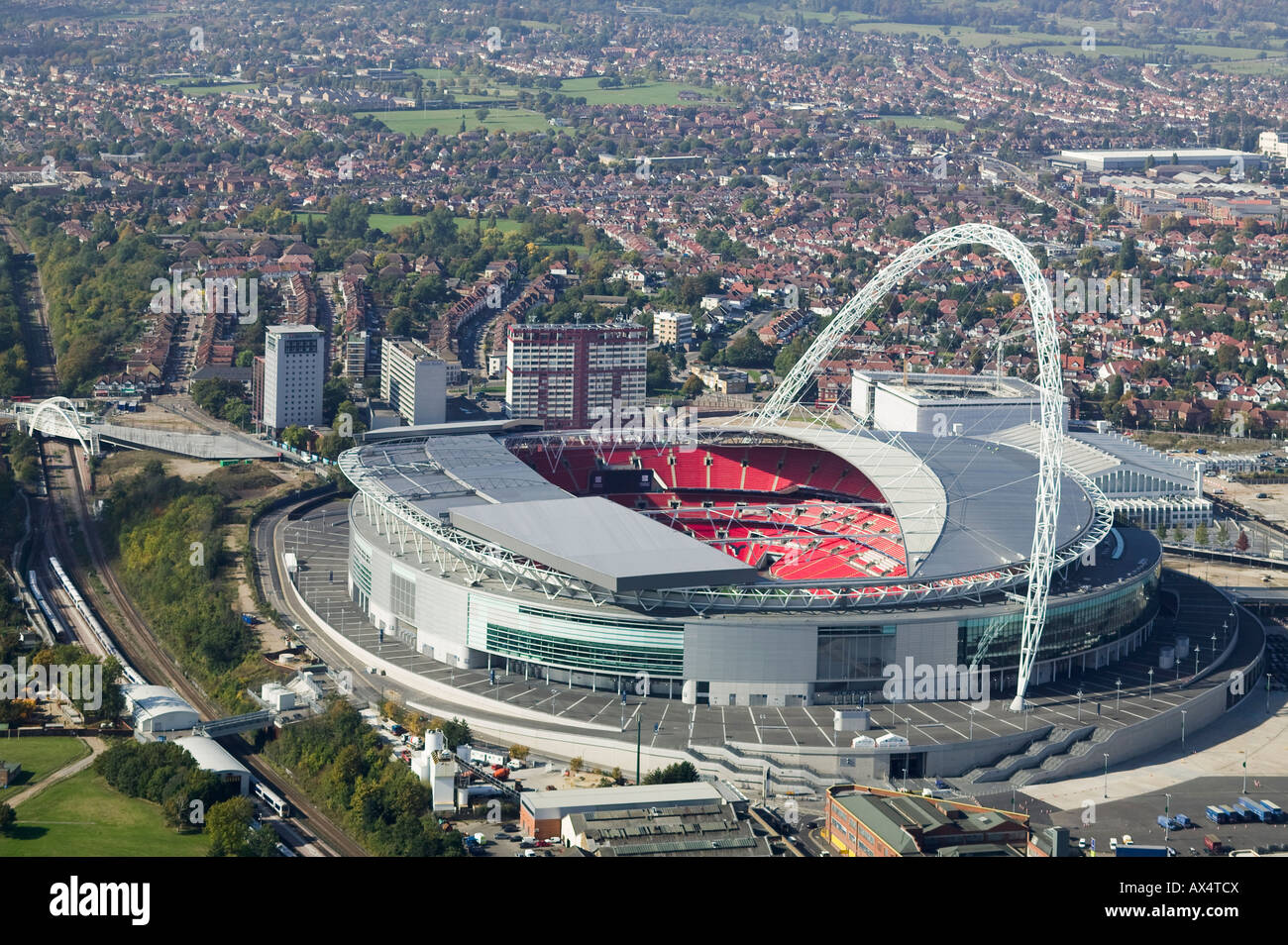 Wembley stadium aerial hi-res stock photography and images - Alamy