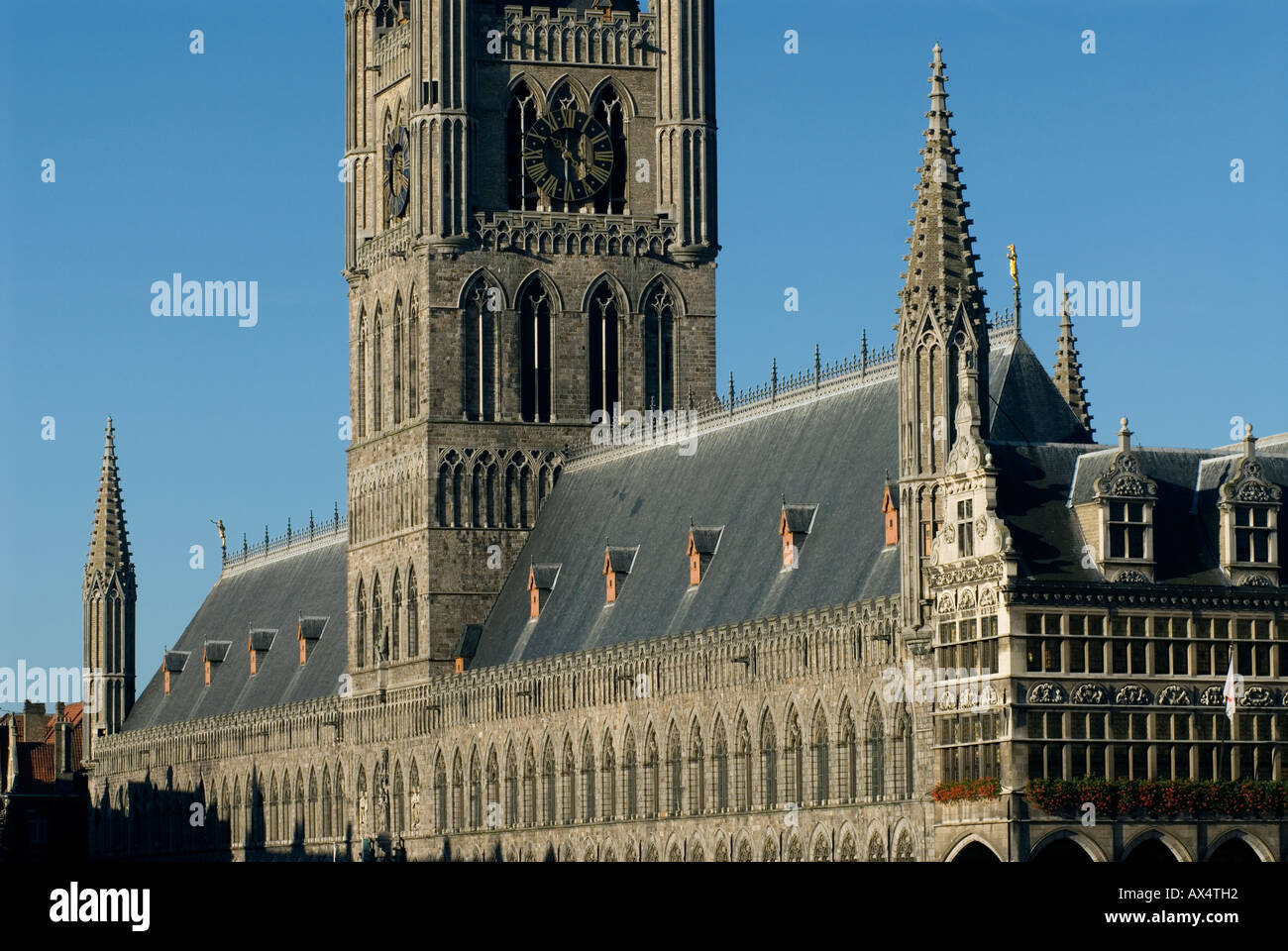 The re-built Cloth Hall which houses the Flanders Fields Museum in ...