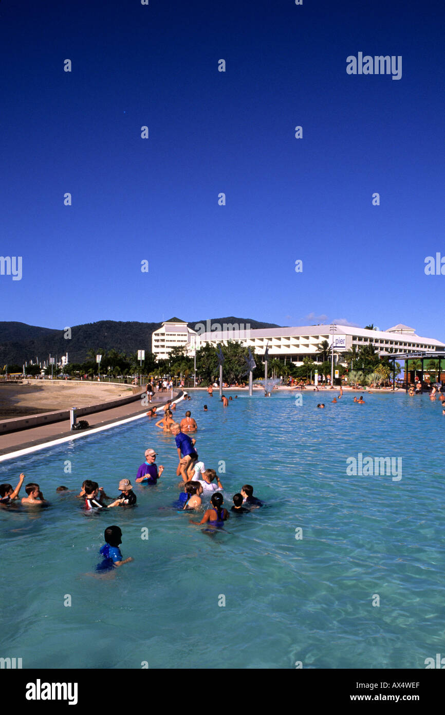 Splash lagoon queensland hi-res stock photography and images - Alamy