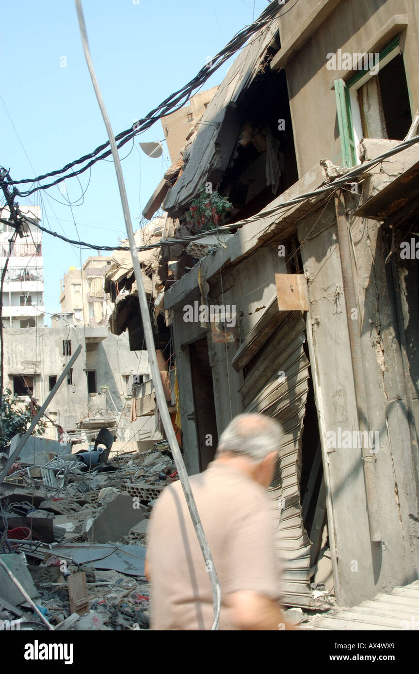 Destruction beirut 2006 hi-res stock photography and images - Alamy