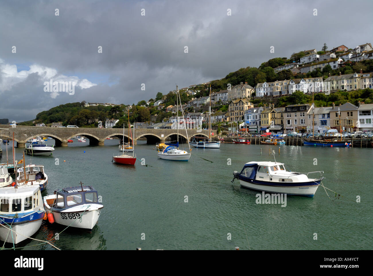 Looe Harbour, Cornwall, England Stock Photo - Alamy