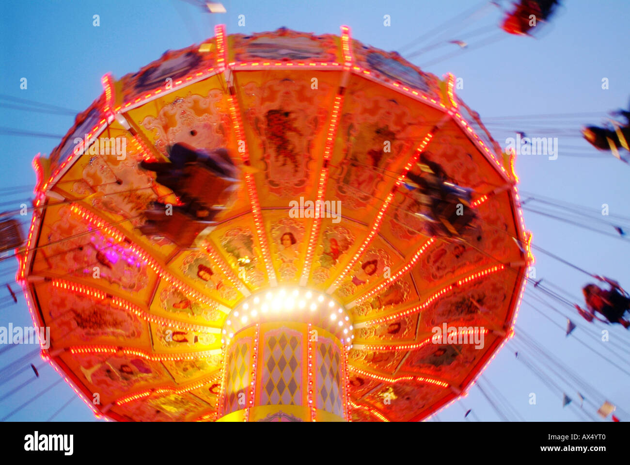 Fun fair roundabout "Dürkheimer Wurstmarkt Stock Photo - Alamy