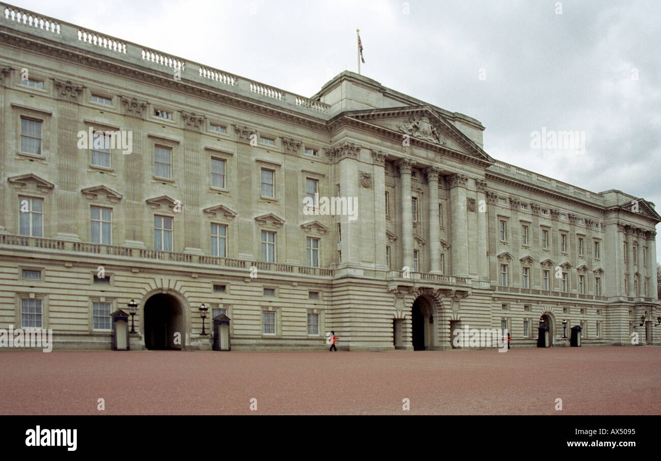 Buckingham Palace, London, UK Stock Photo - Alamy