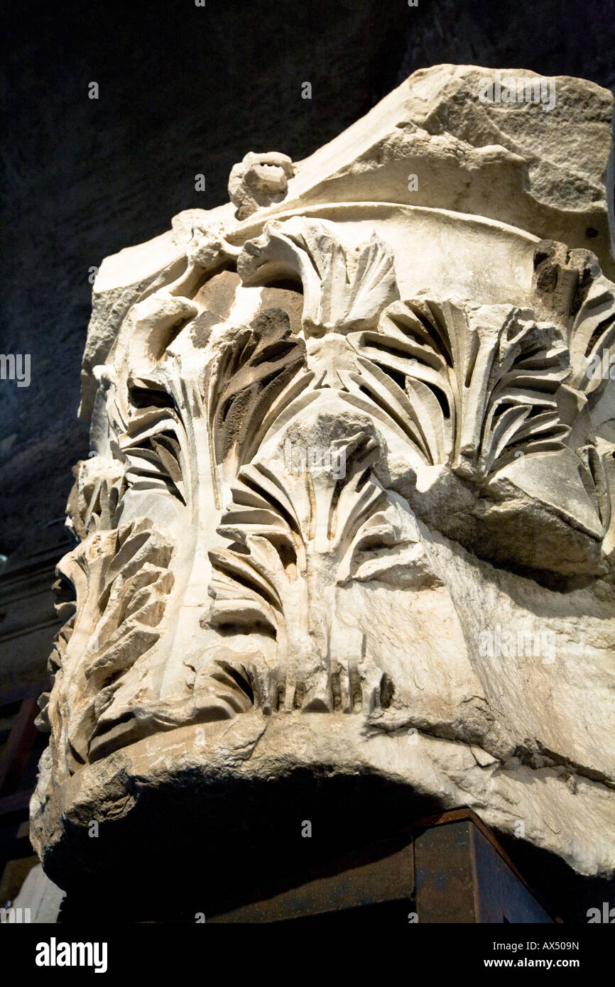 Corinthian column hi-res stock photography and images - Alamy