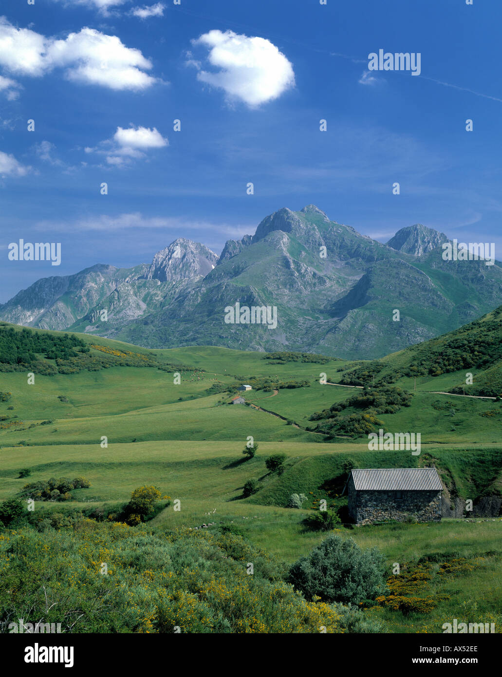 Riano castilla leon spain hi-res stock photography and images - Alamy