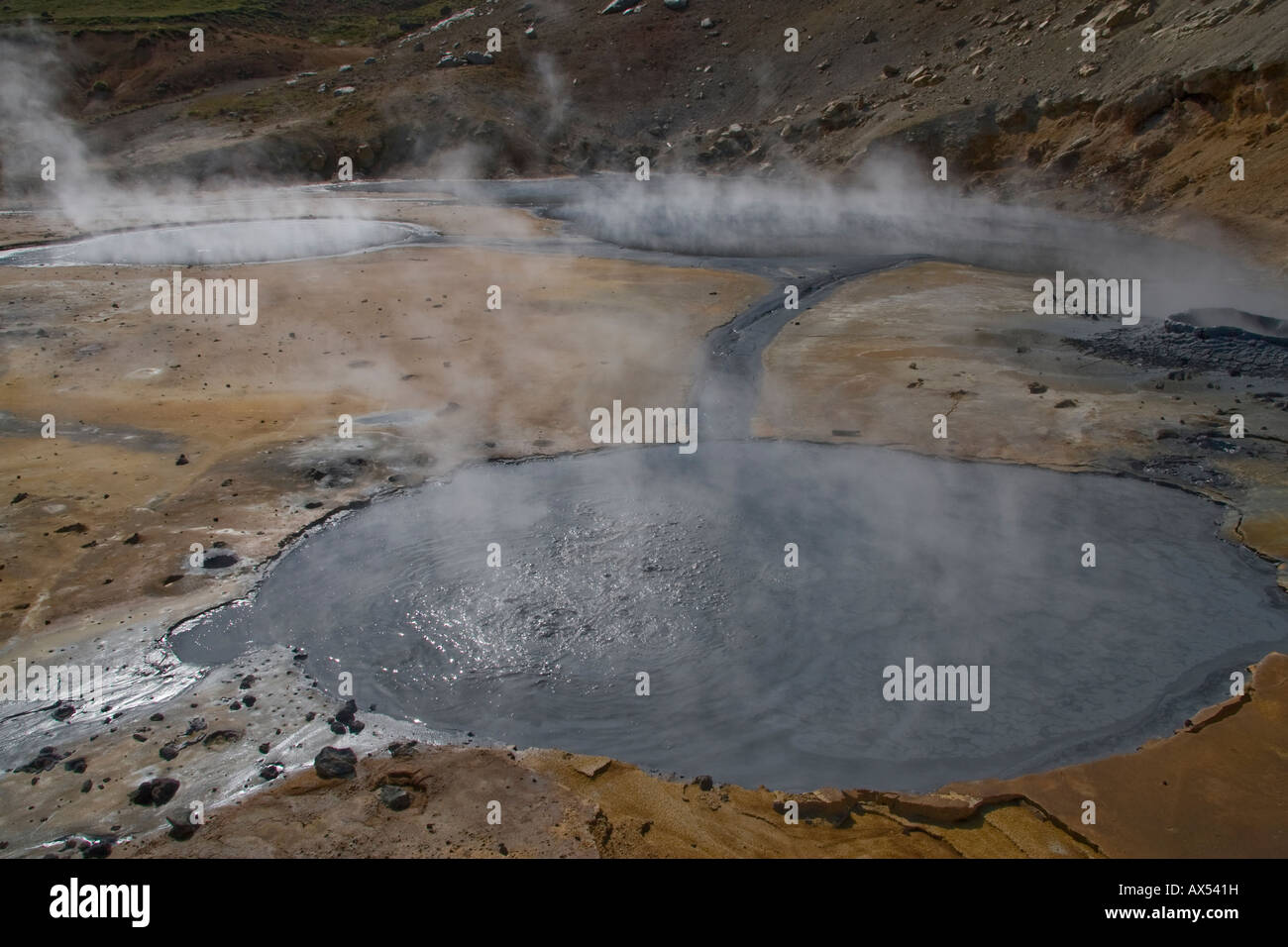 geothermal bubbling hot mud hole Stock Photo - Alamy