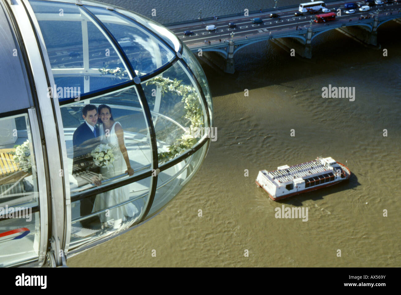 Photography of the London Eye taken by the official photographer to the ...