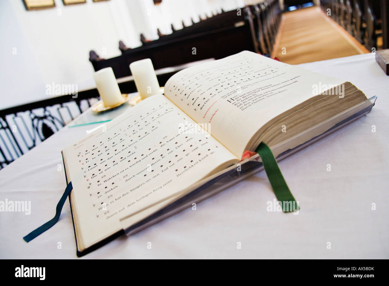 Gebetbuch High Resolution Stock Photography and Images - Alamy