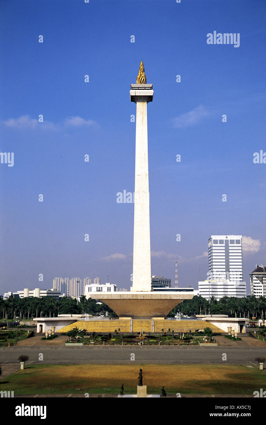 National Monument in Merdeka Square Jakarta Indonesia Stock Photo - Alamy