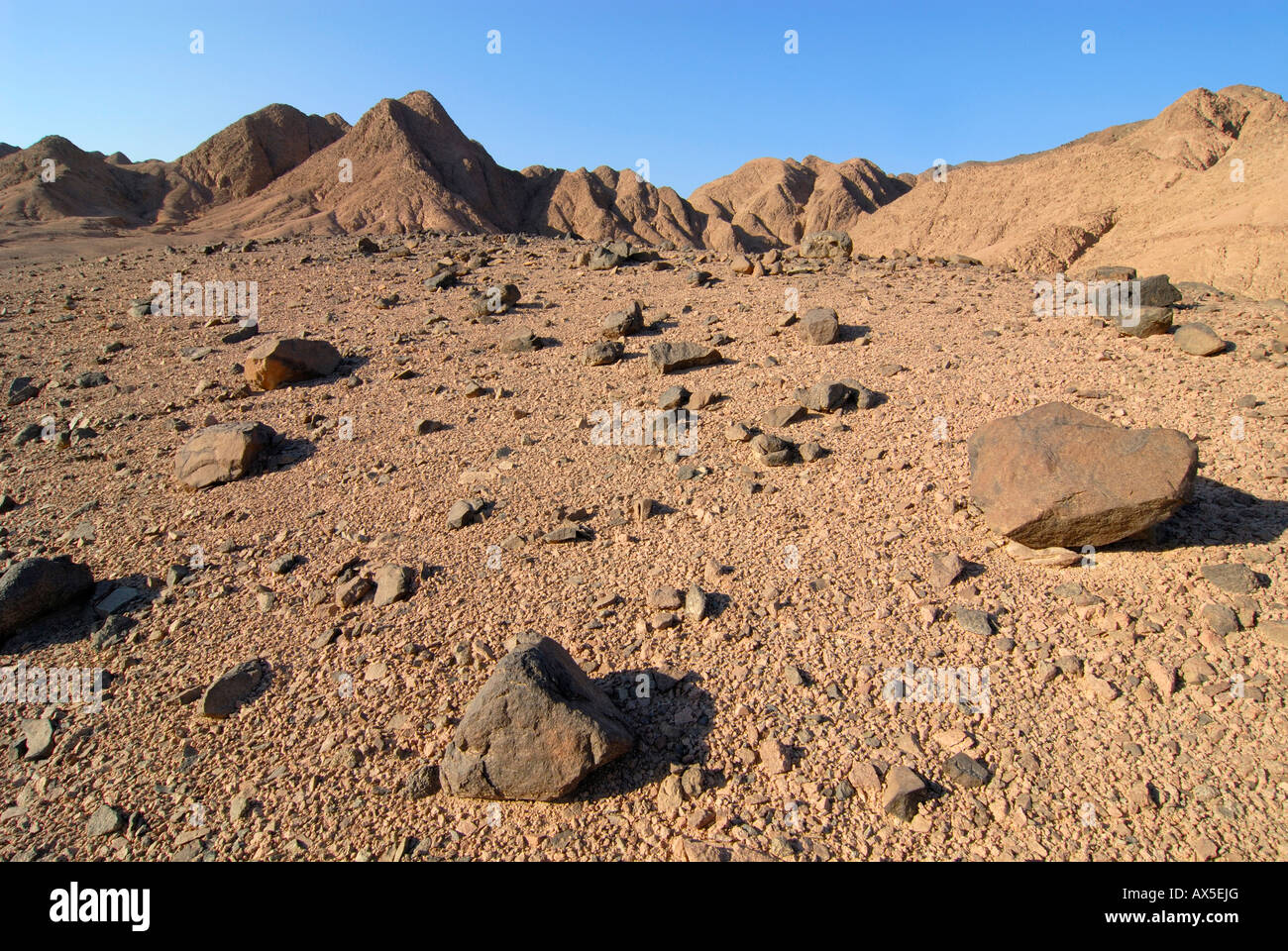 Desert landscape near Safaga, Egypt, North Africa Stock Photo - Alamy