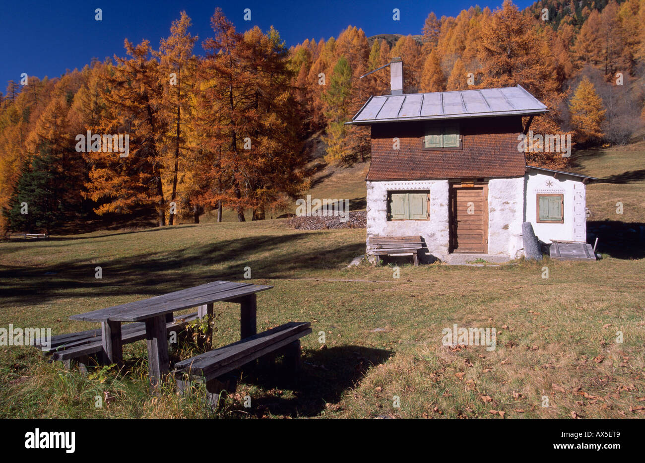Mountain hut Stock Photo - Alamy