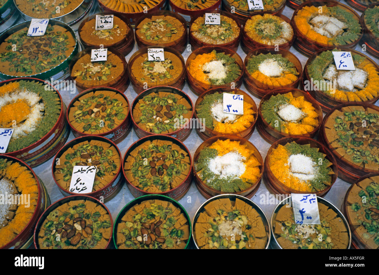 Iranian sweets hi-res stock photography and images - Alamy