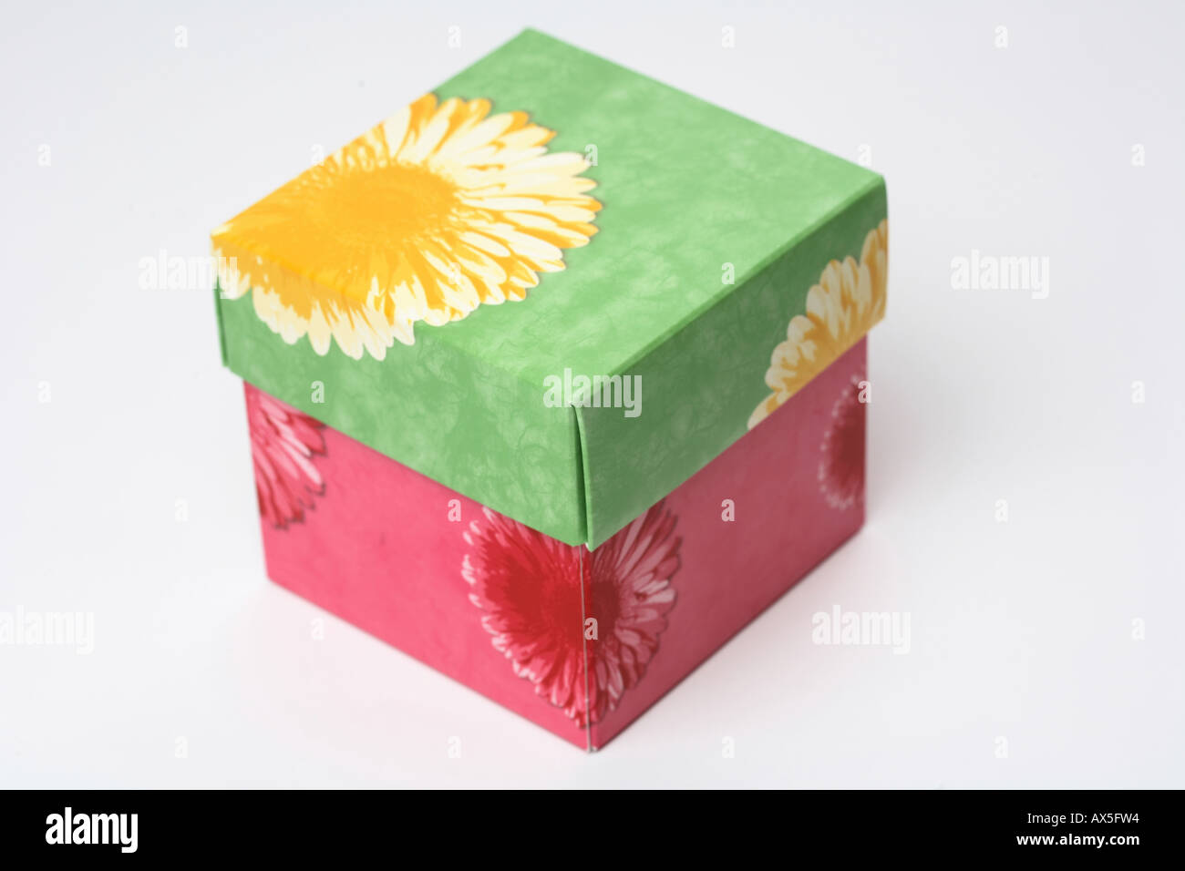 Square Box with Lid green horizontal Stock Photo - Alamy